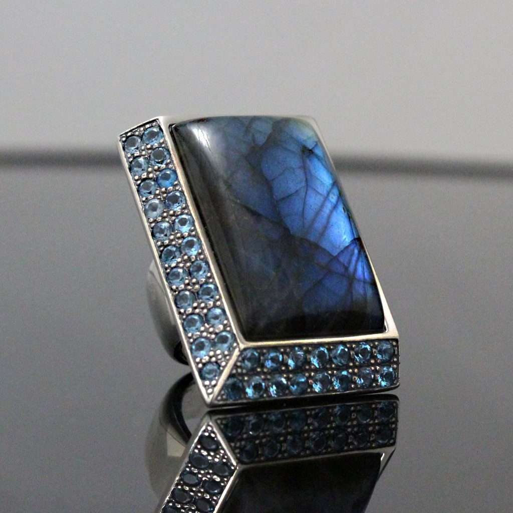Bague Prisme Bleu – Caroline Savoie Joaillerie